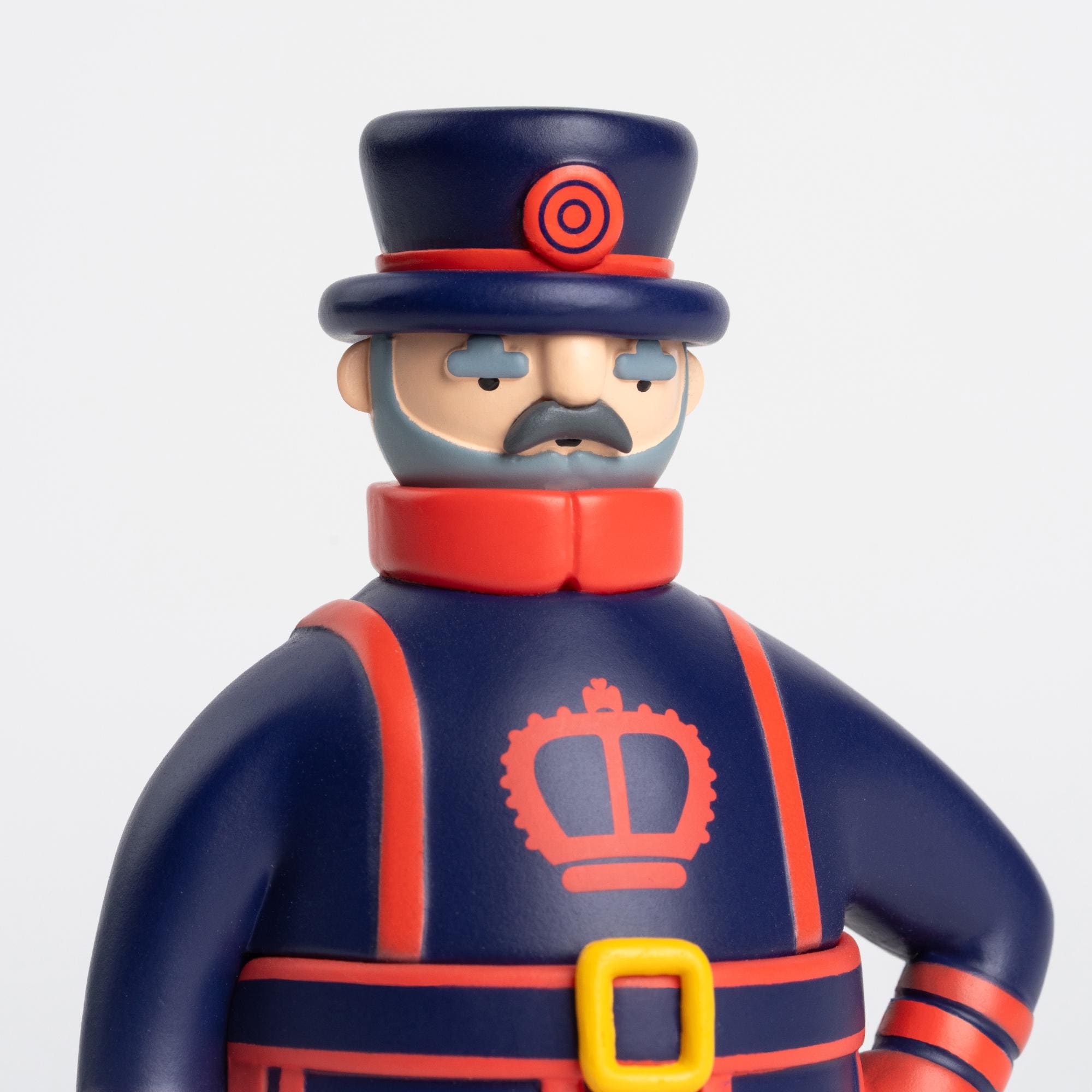 Beefeater & Raven - Collectable London Art Toy I Souvenir Collectible ...