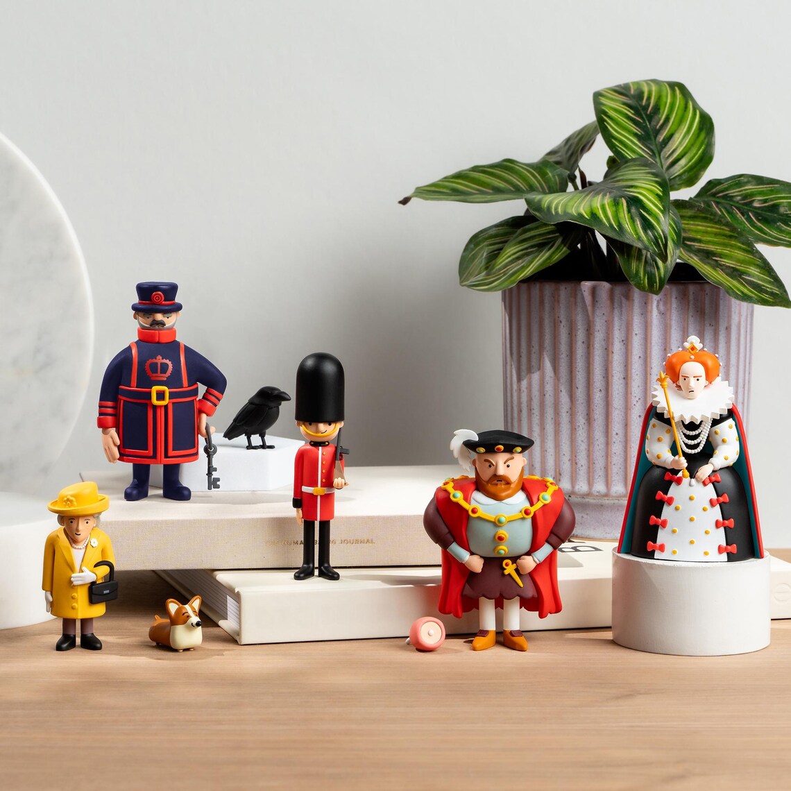 Beefeater & Raven - Collectable London Art Toy I Souvenir Collectible ...