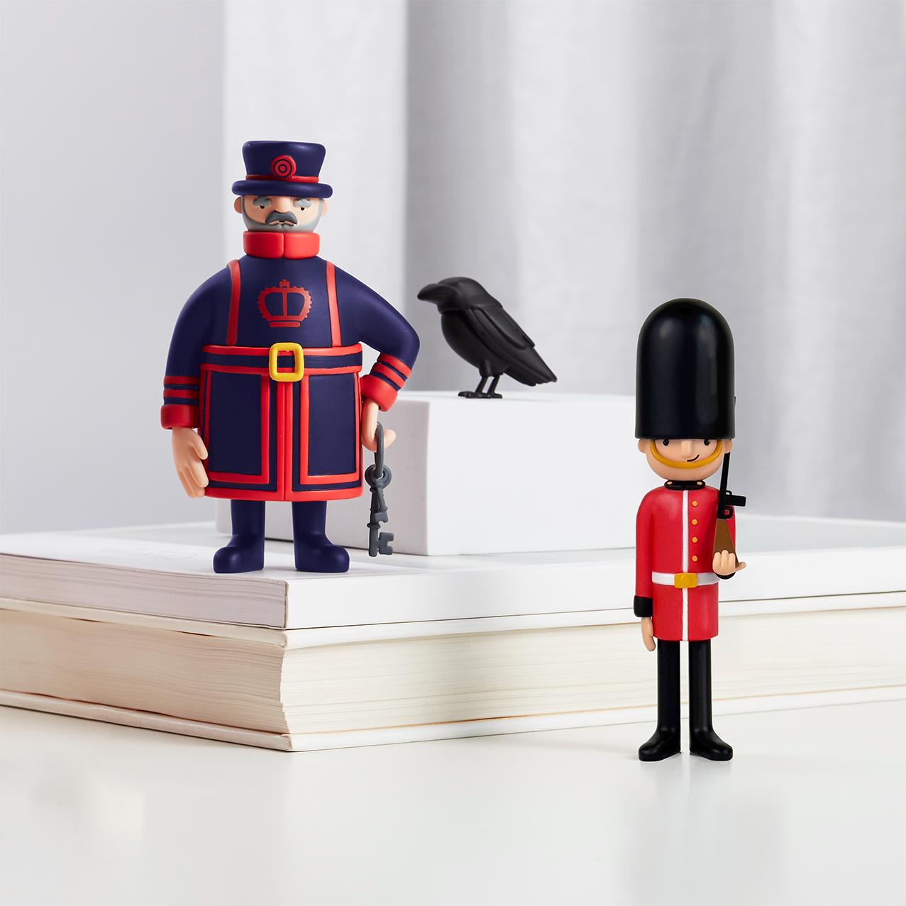 Beefeater & Raven - Collectable London Art Toy I Souvenir Collectible ...