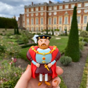 House of Tudor - Henry VIII & Elizabeth I Collectable London Art Toys I ...