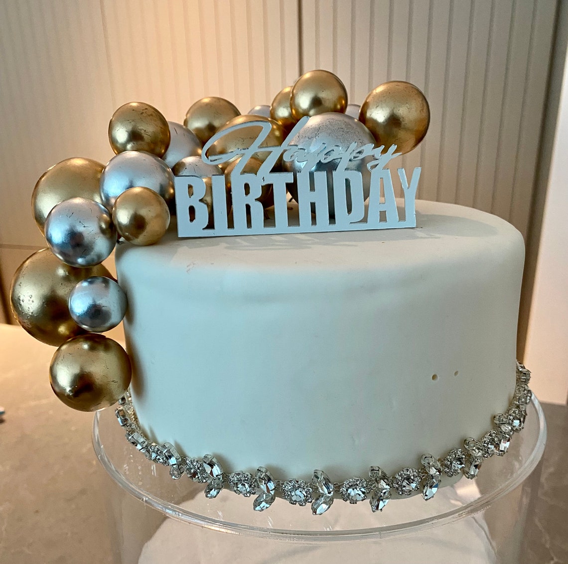 20 Pk Gold and Silver Cake Ball Decorations Various Size and Color Mix ...