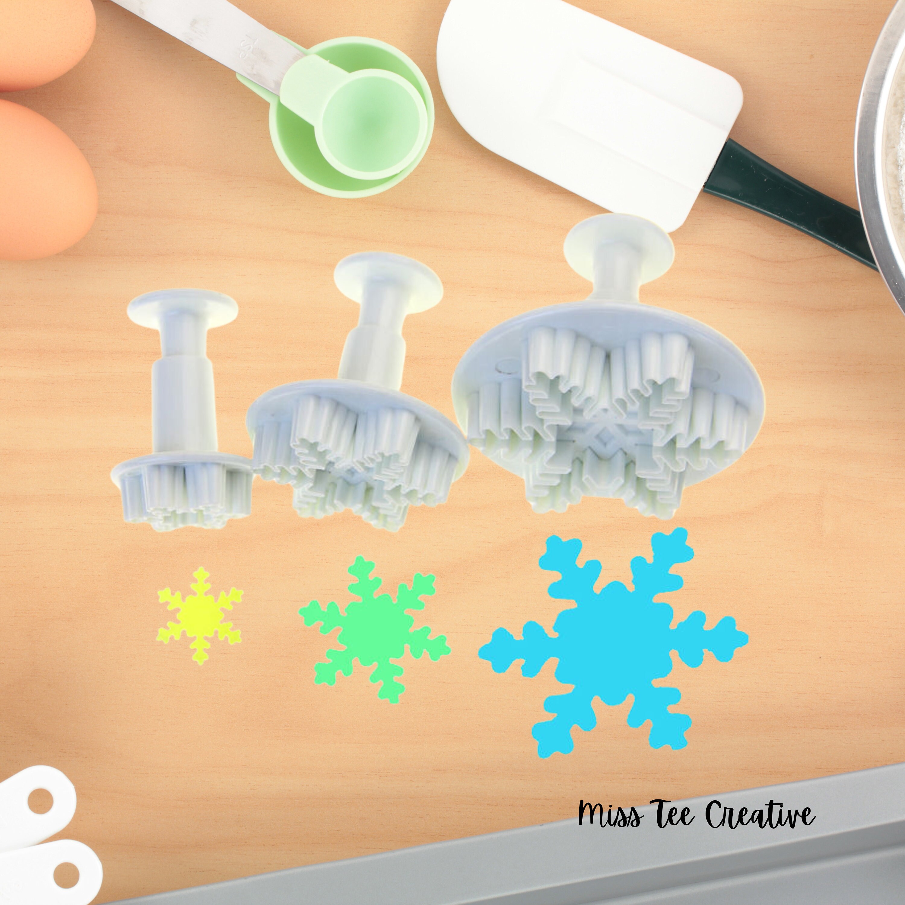 Snowflake Fondant Cutter Set 3 Piece Snowflake Cake Decorating Cutters ...
