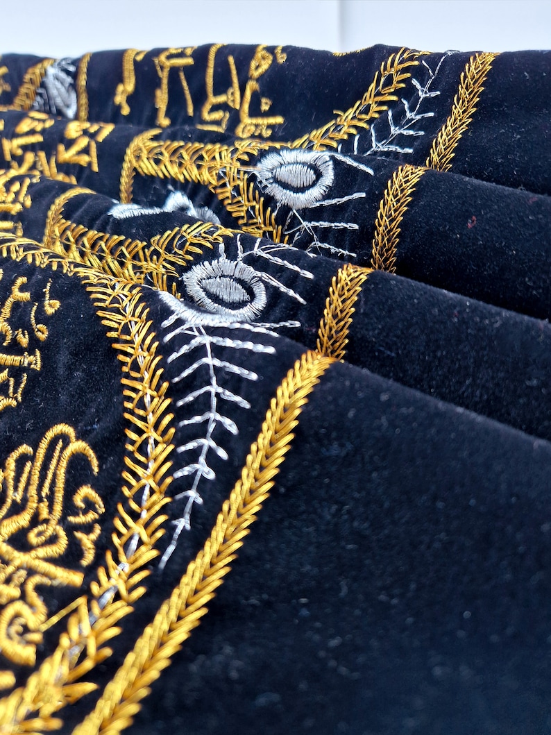Aytul Kursi and Char Qul Golden Embroidery - Etsy