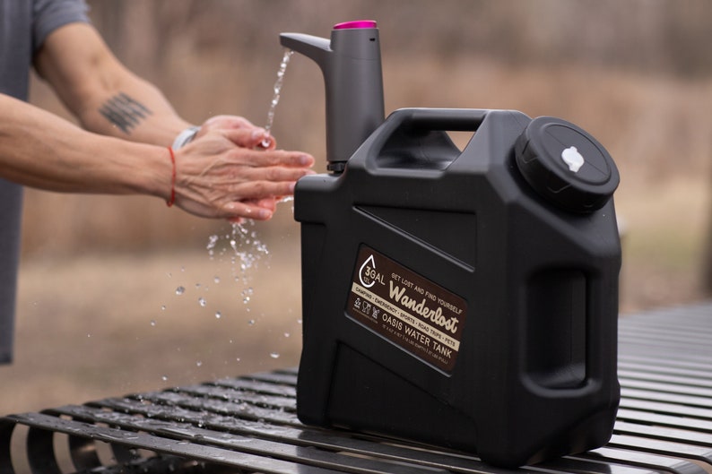 Portable Water Faucet Container With USB Rechargeable Water Pump 12L ...