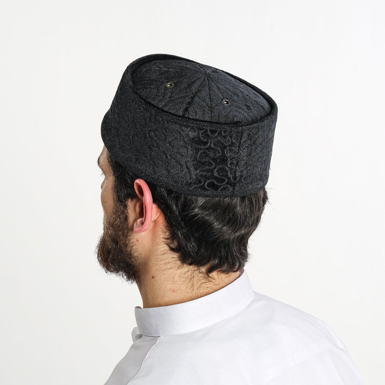 Green Velvet Takke – Islamic Skull Cap for Men, Rufai Style Muslim ...