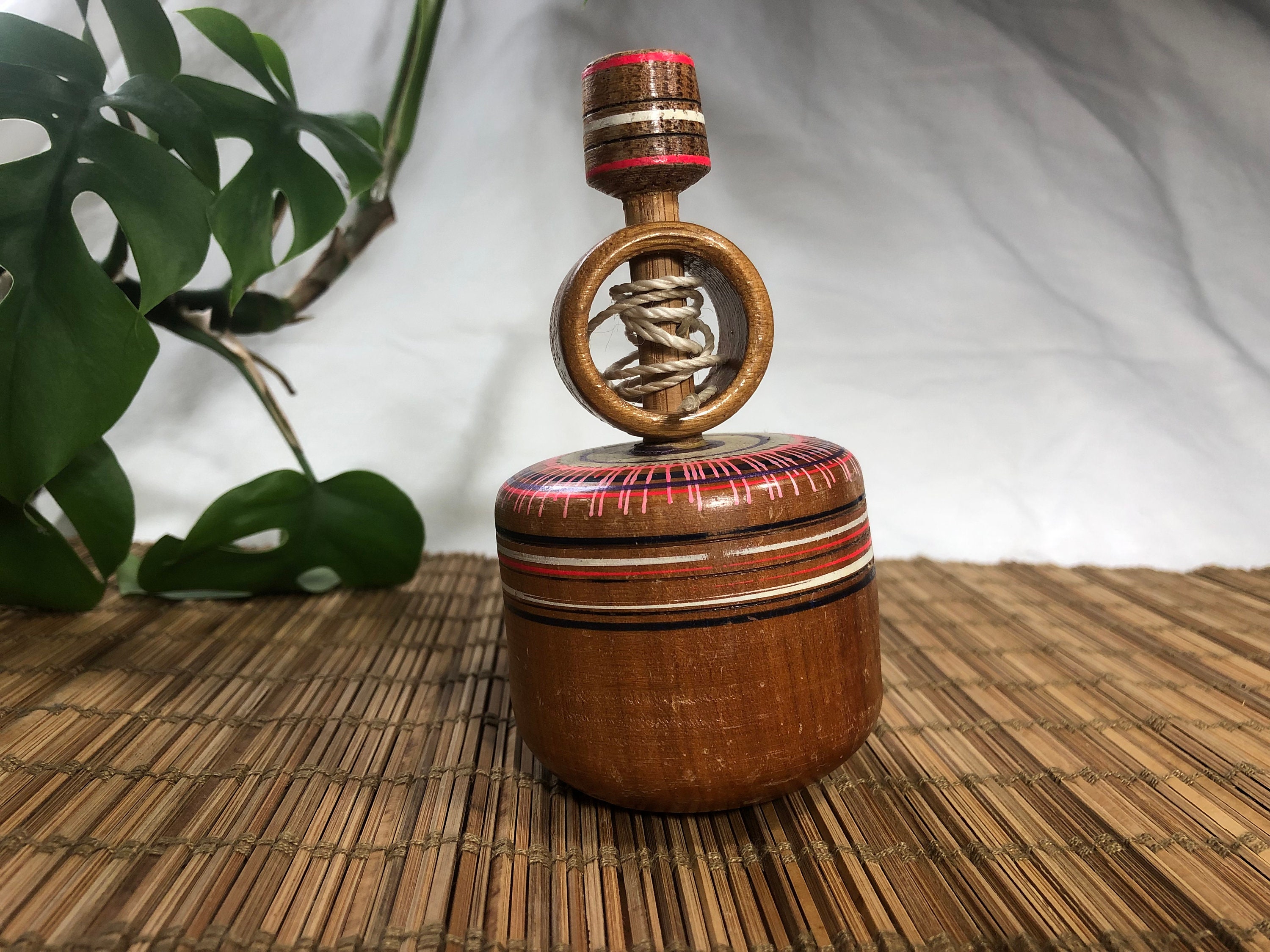 Vintage Spinning Top Wooden Toy String Colorful Pink Purple White Black ...