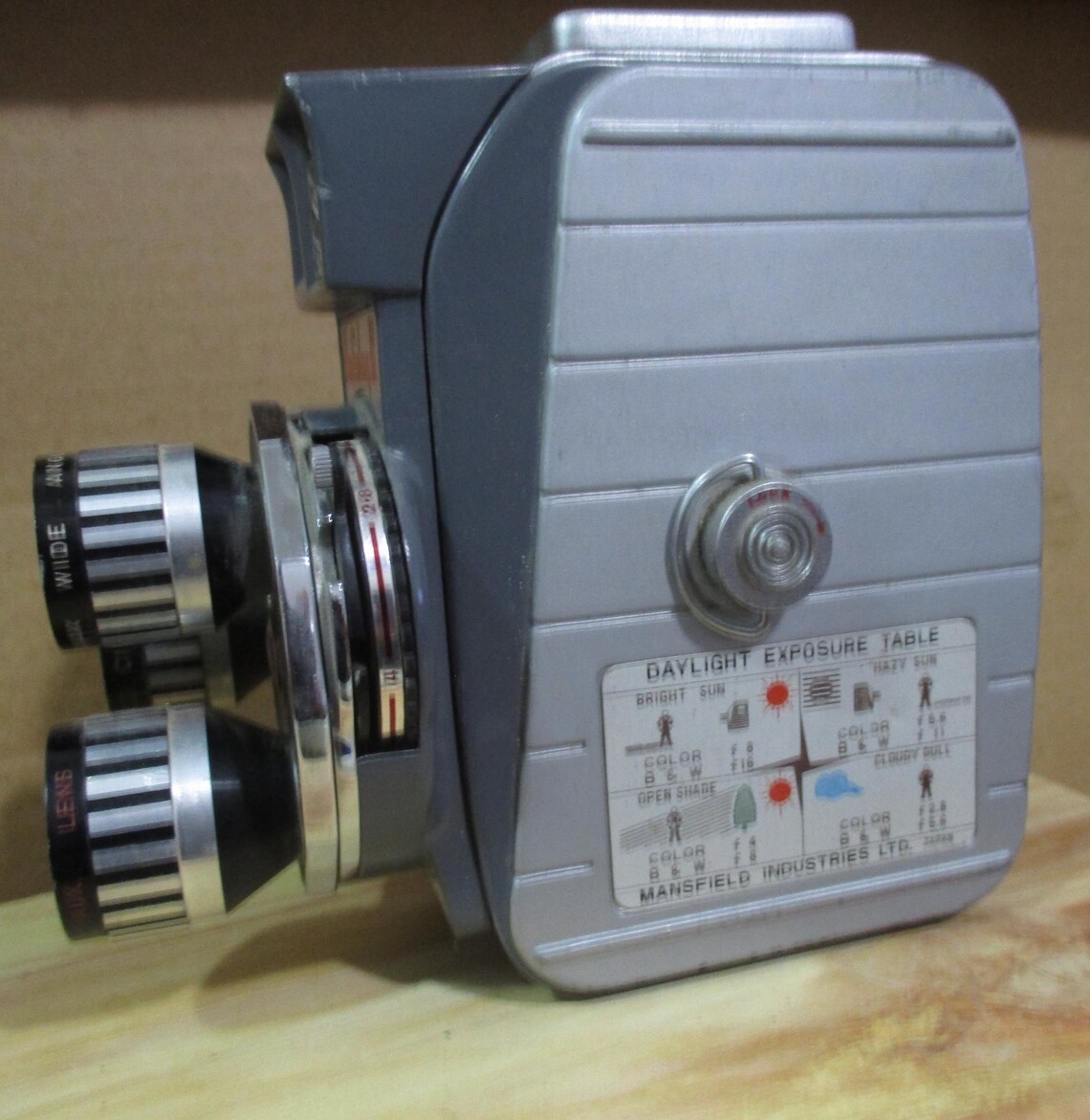 Vintage Mansfield Holiday II 8 Mm Movie Camera Tripple Lense Light ...