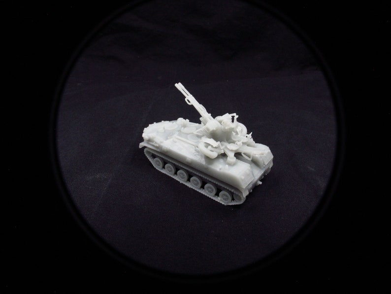 Soviet VDV BTR-ZD Alt Anti-aircraft Vehicle 1/100 15mm Flames of War ...
