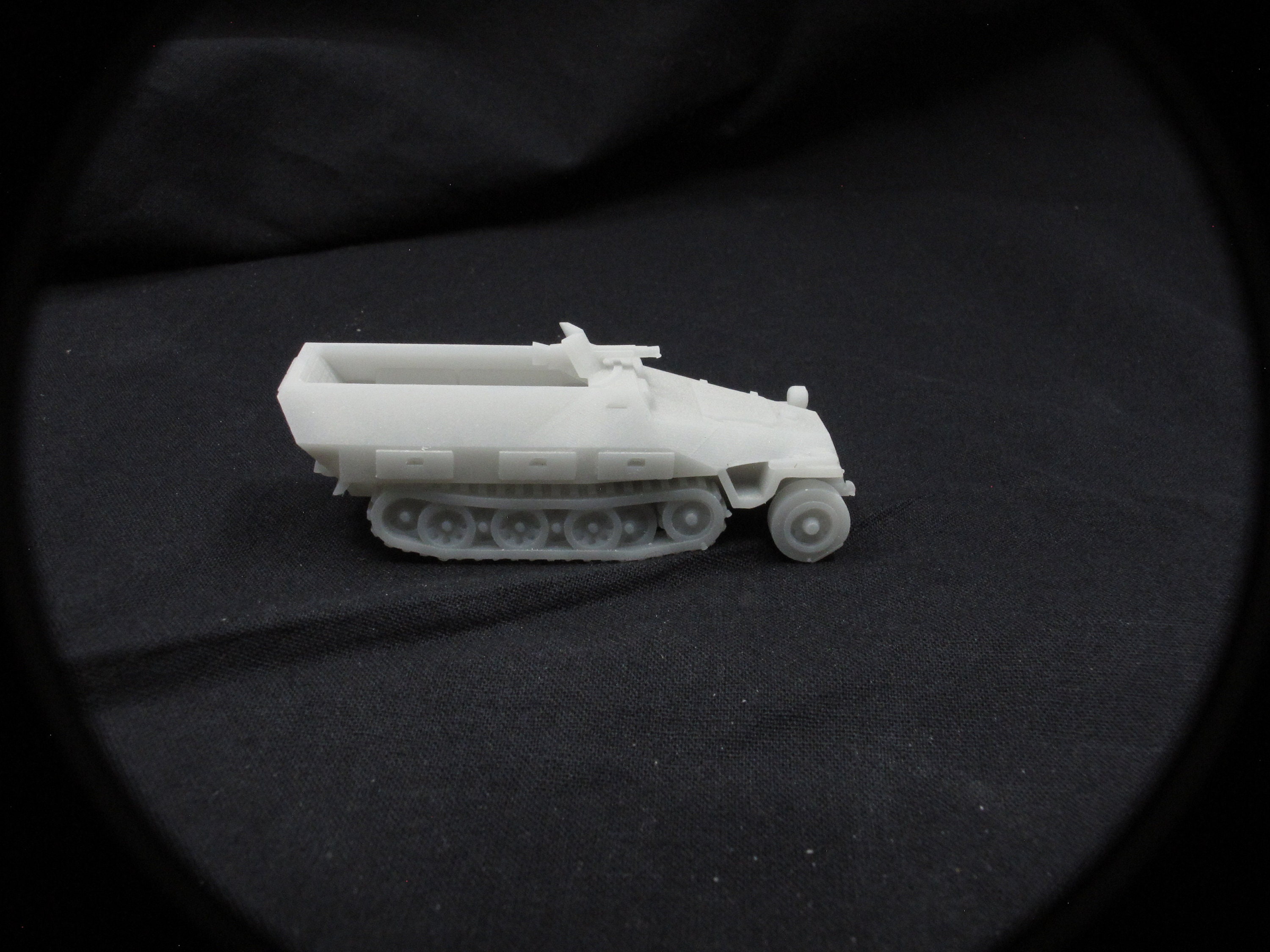 German Sdkfz 251 Hanomag Half-track 3d Print 15mm 1/100 WW2 Flames of ...