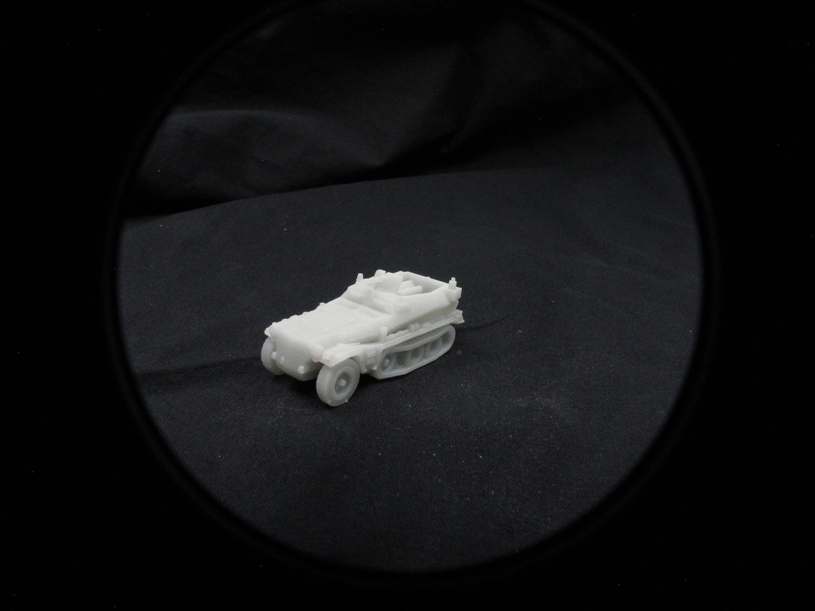 German Sdkfz 250 Half-track 3d Print 1/100 15mm WW2 Flames of War - Etsy