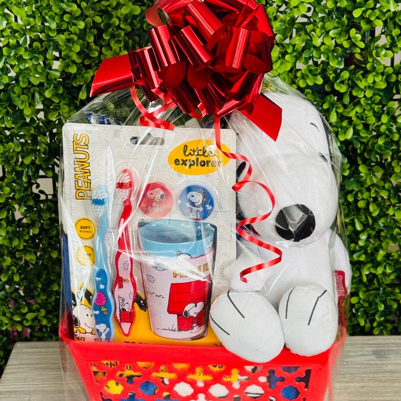 Snoopy Gifts Basket - 60+ Gift Ideas for 2026