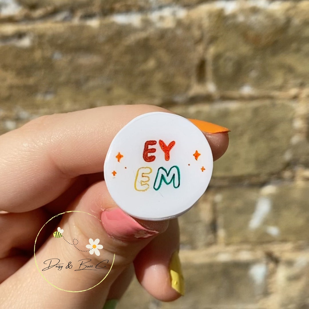 Ey / Em Neo Pronoun Badge // Gender Pronoun Pin Badge // Pronoun Lapel ...
