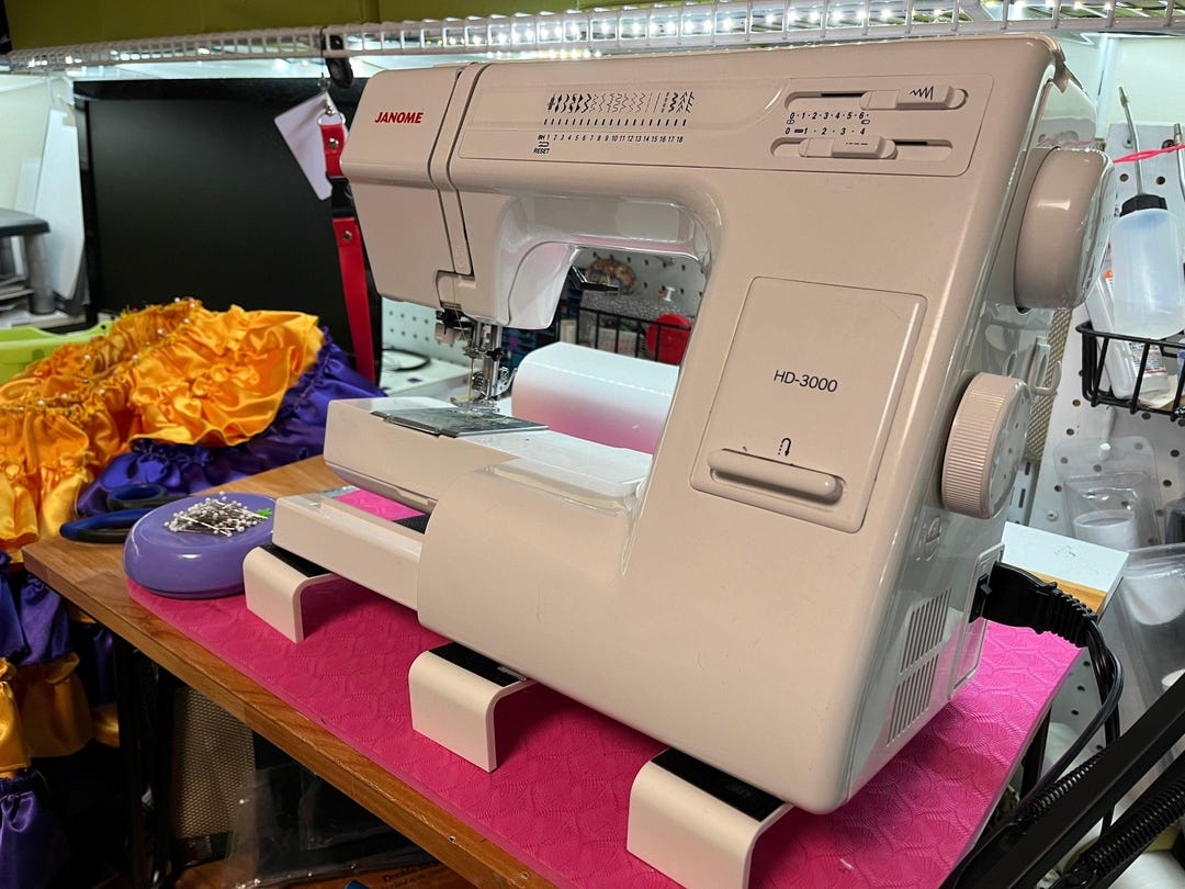 Tilted Ergoinomic Sewing Machine Stand Angled Prop Non-slip Heavy-duty ...