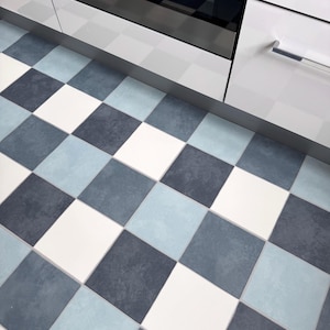 Blue and White Checkerboard Sheet Vinyl Flooring, Cushioned Tile Effect ...