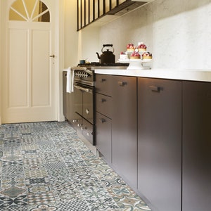 Moroccan Tile Effect Sheet Vinyl Flooring in Multicoloured Pattern for ...