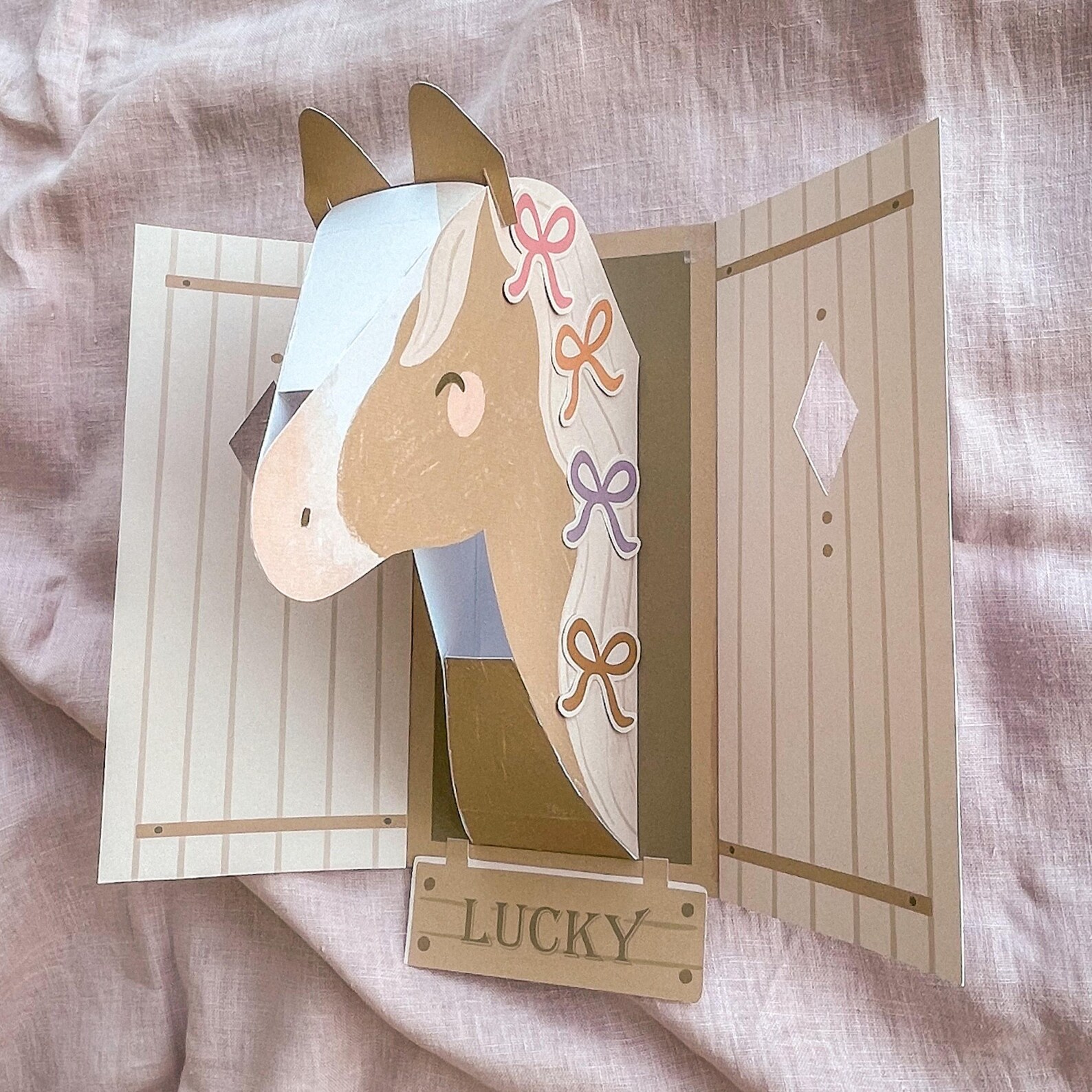 Horse Stable Paper Decoration - 3D Pony Heads for Kids & Horse Lovers ...