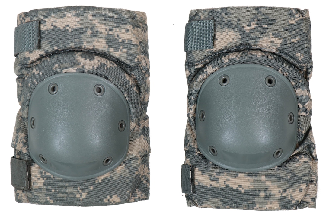 Authentic U.S Army Knee Pad Set ACU UCP Digital Camo Military Surplus ...