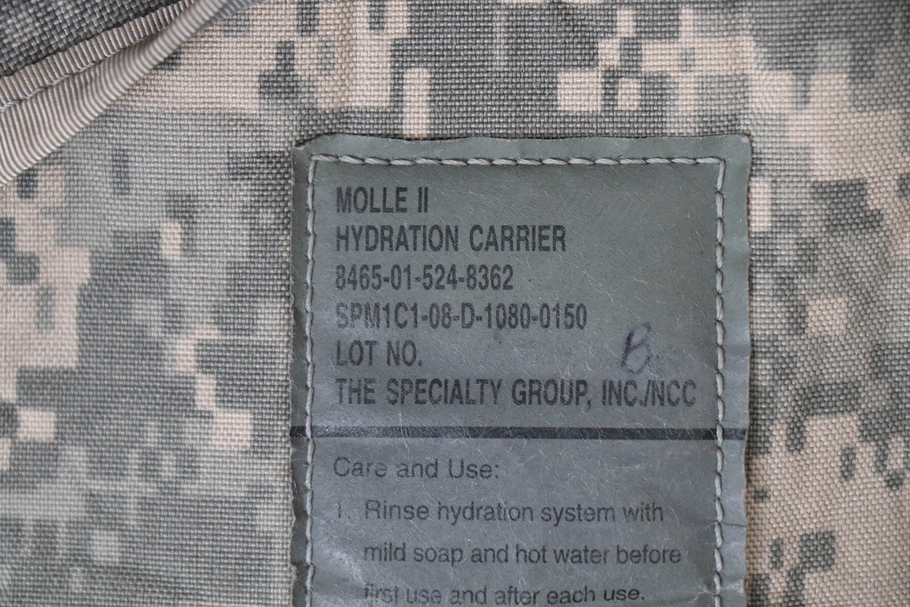 Authentic U.S Army ACU Hydration System Carrier UCP Digital Camo ...