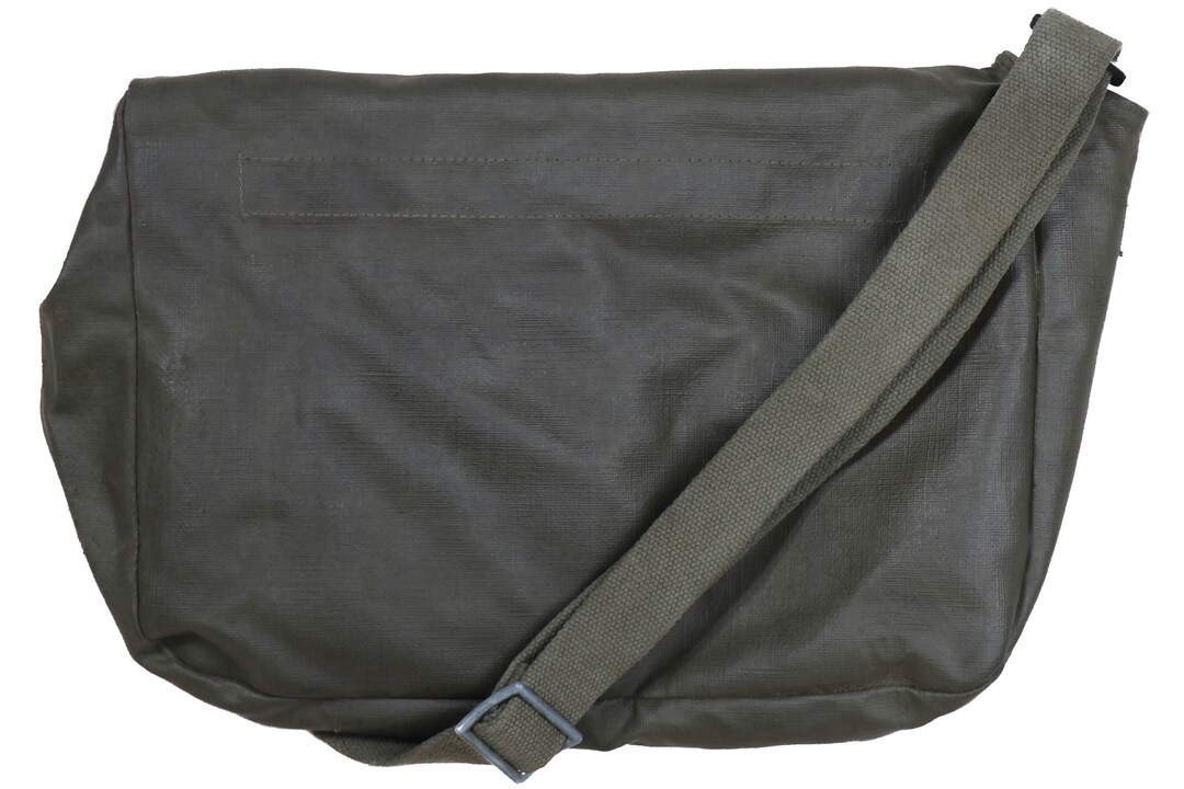 Authentic Swiss Army Gas Mask Bag With Strap Olive Green Pack Camo ...