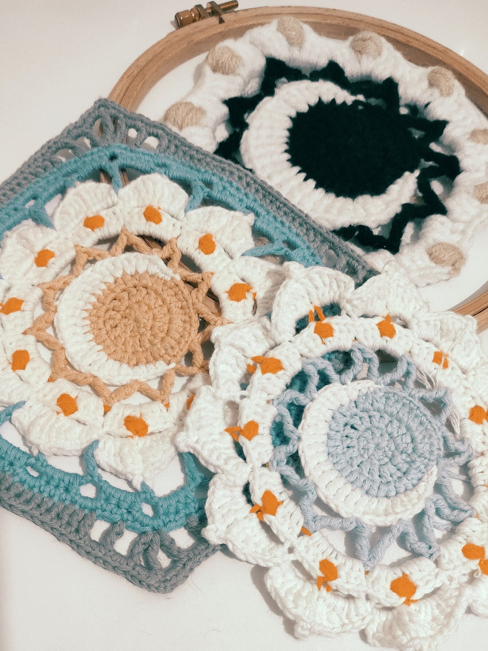 Sun and Moon Granny Square Crochet Pattern: Solar Eclipse Flower (PDF ...