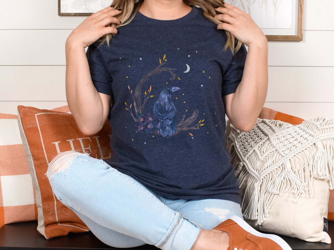 Crow Tshirt,crowing Raven Shirting,raven Crow .sweat Shirt,crow Goth ...