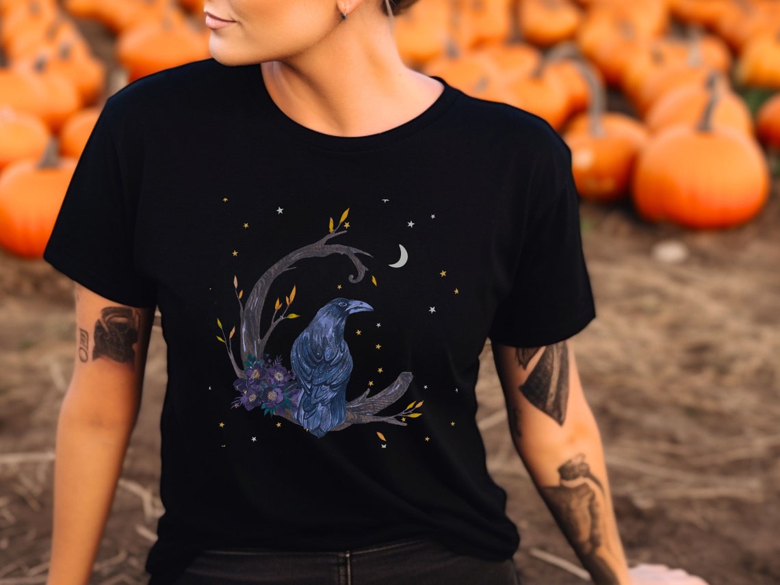 Crow Tshirt,crowing Raven Shirting,raven Crow .sweat Shirt,crow Goth ...