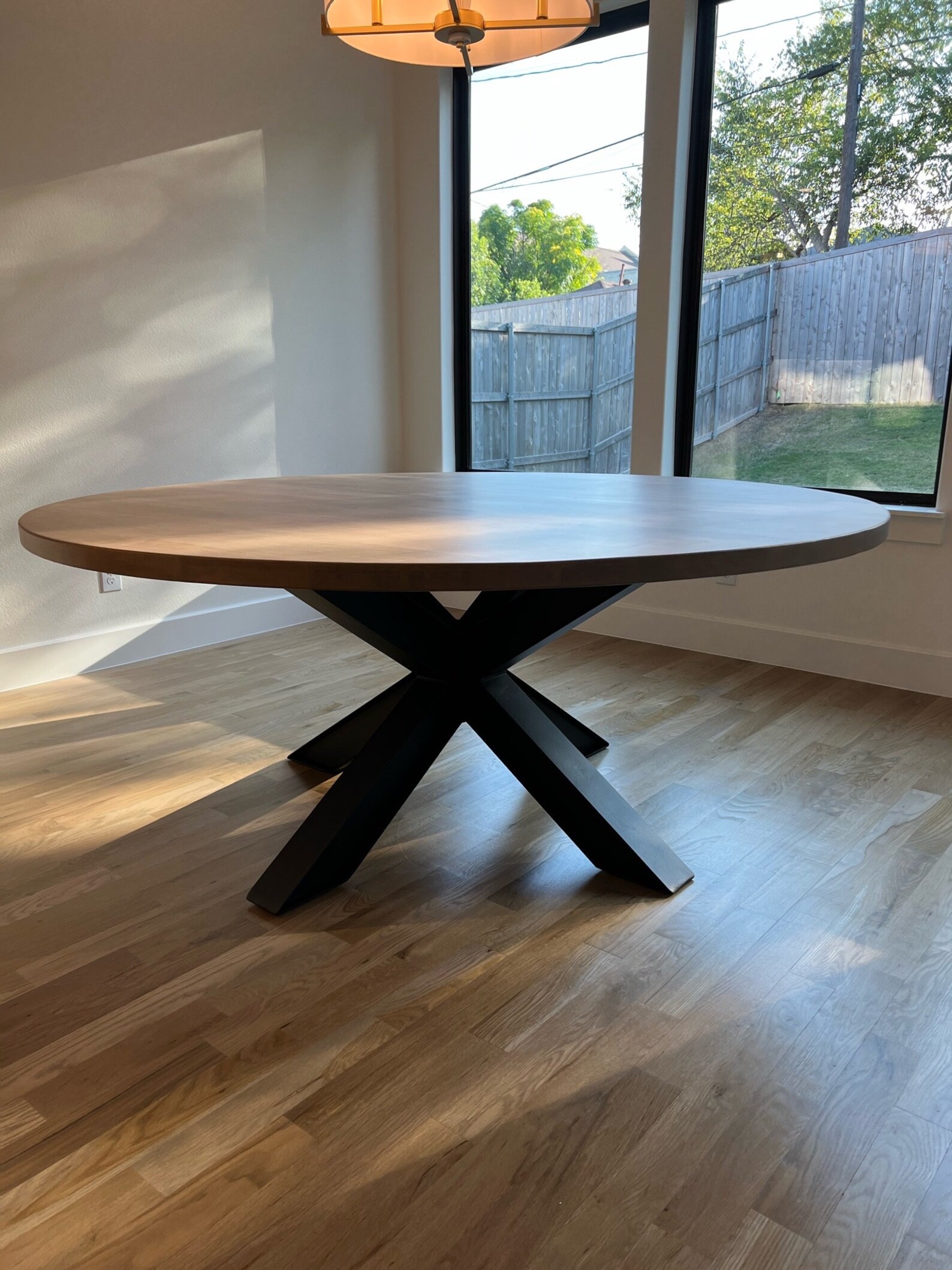 The Spider the Woodhills Modern Round Dining Table - Etsy