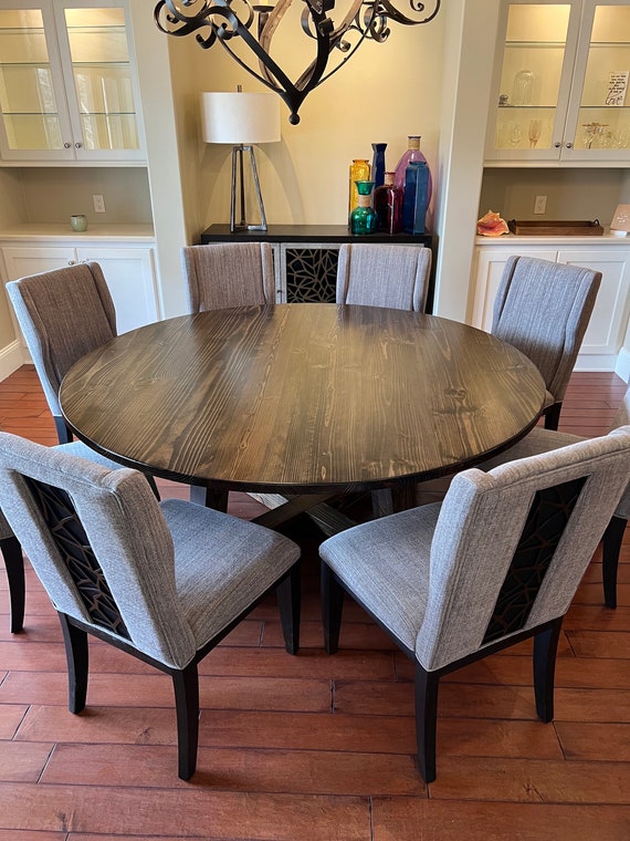 Contemporary 72 Round Dining Table With Chandelier