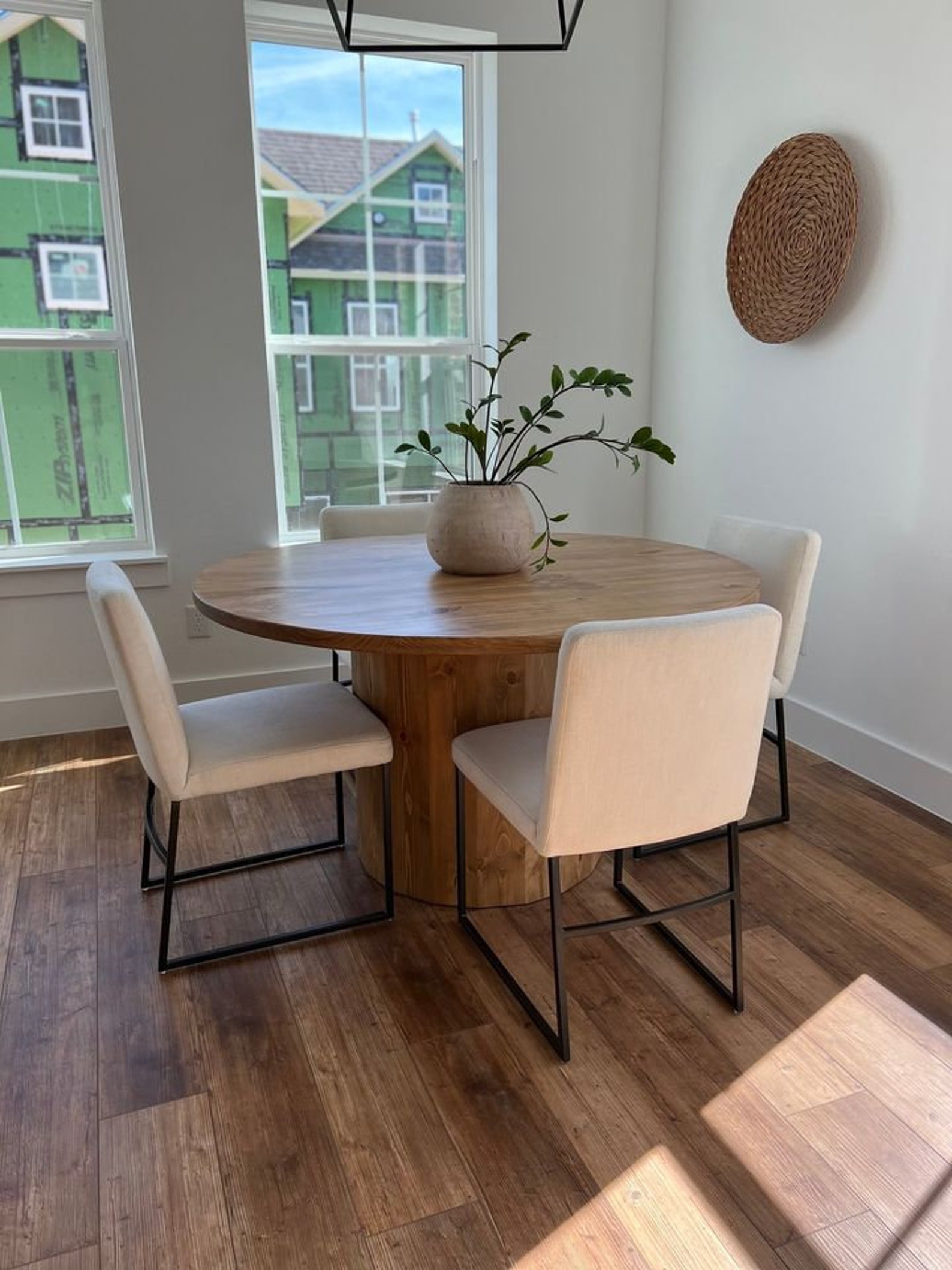 The Cylinder | the Woodhills 54" Cylinder Round Dining Table - Etsy