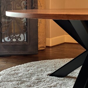 The Spider the Woodhills Modern Round Dining Table - Etsy