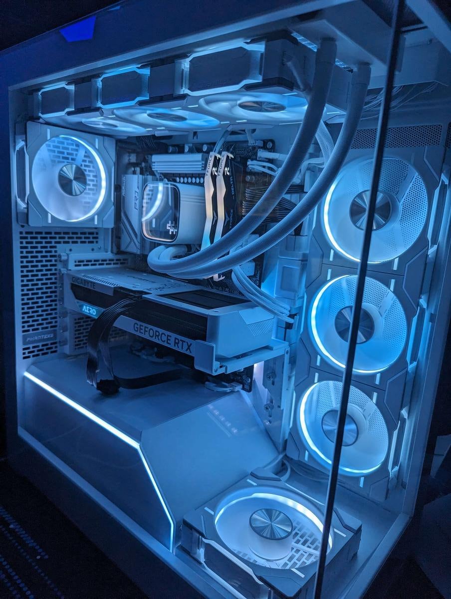 Custom Built Computers For Any Purpose Custom Gaming Pc Custom Workstation Pc Custom Computer