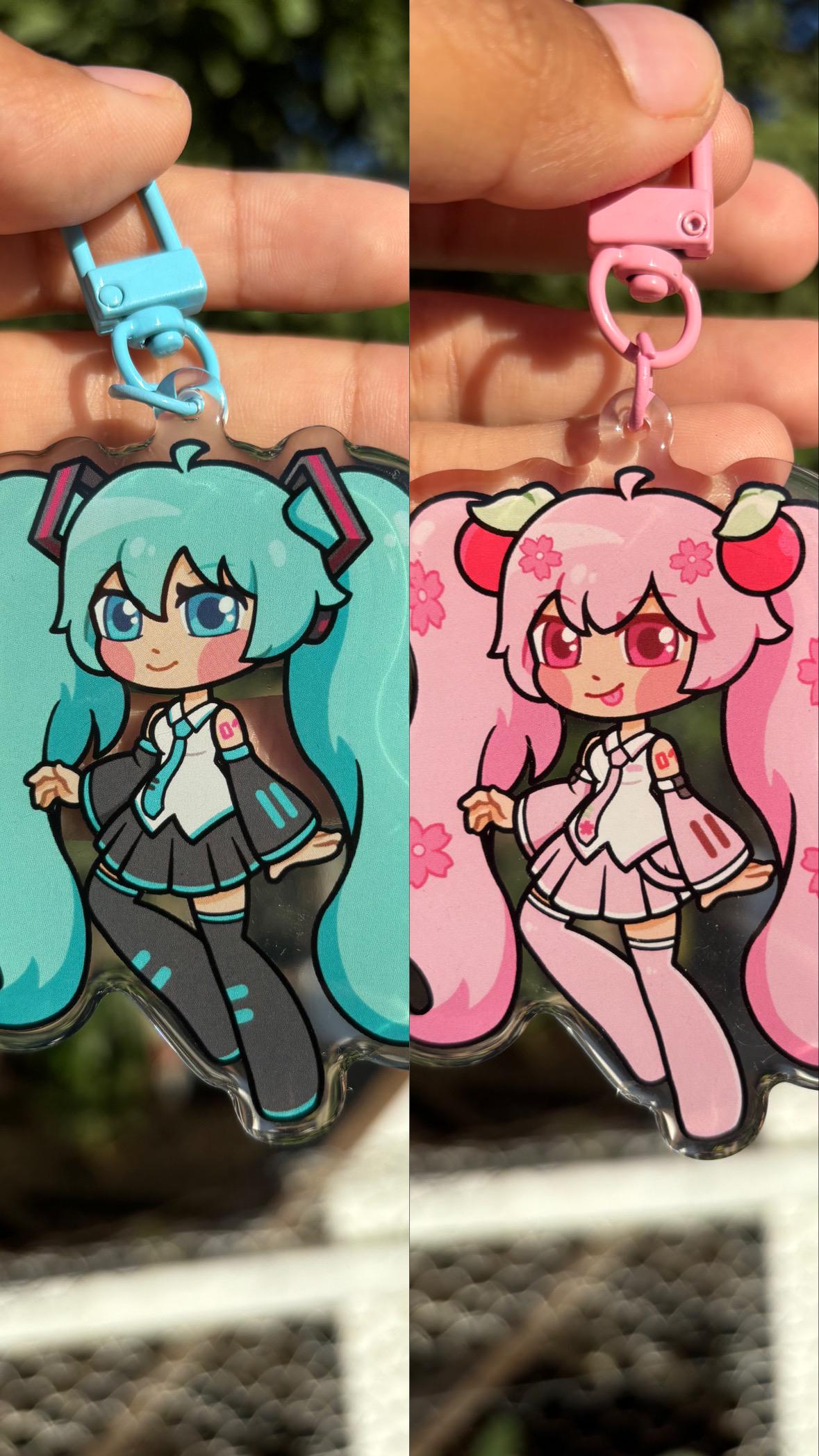 Hatsune Miku and Sakura Miku Vocaloid Singer Acrylic Keychain Epoxy ...
