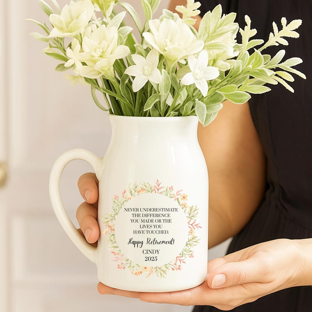 Personalized Retirement Ceramic Vase: Floral Wreath Keepsake - Etsy
