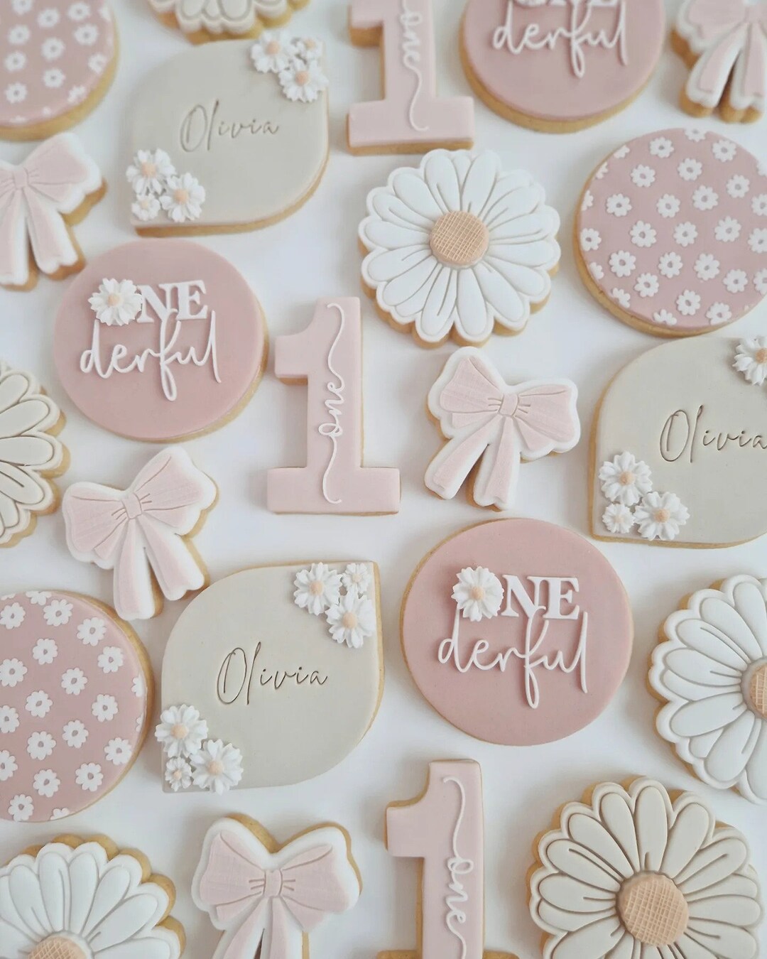 Onederful | Daisy Birthday Vanilla Fondant Cookies - Etsy UK