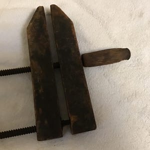 Antique Cirea 1900 All Wood Table Top Clamp Great Patina Works Smooth ...