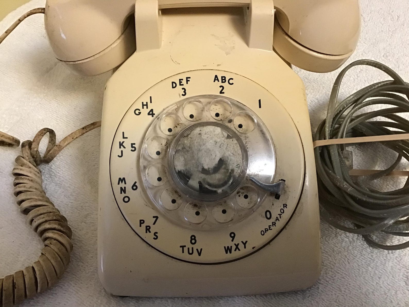 Vintage AT&T Rotary Dial Beige Phone Dated 1958. - Etsy