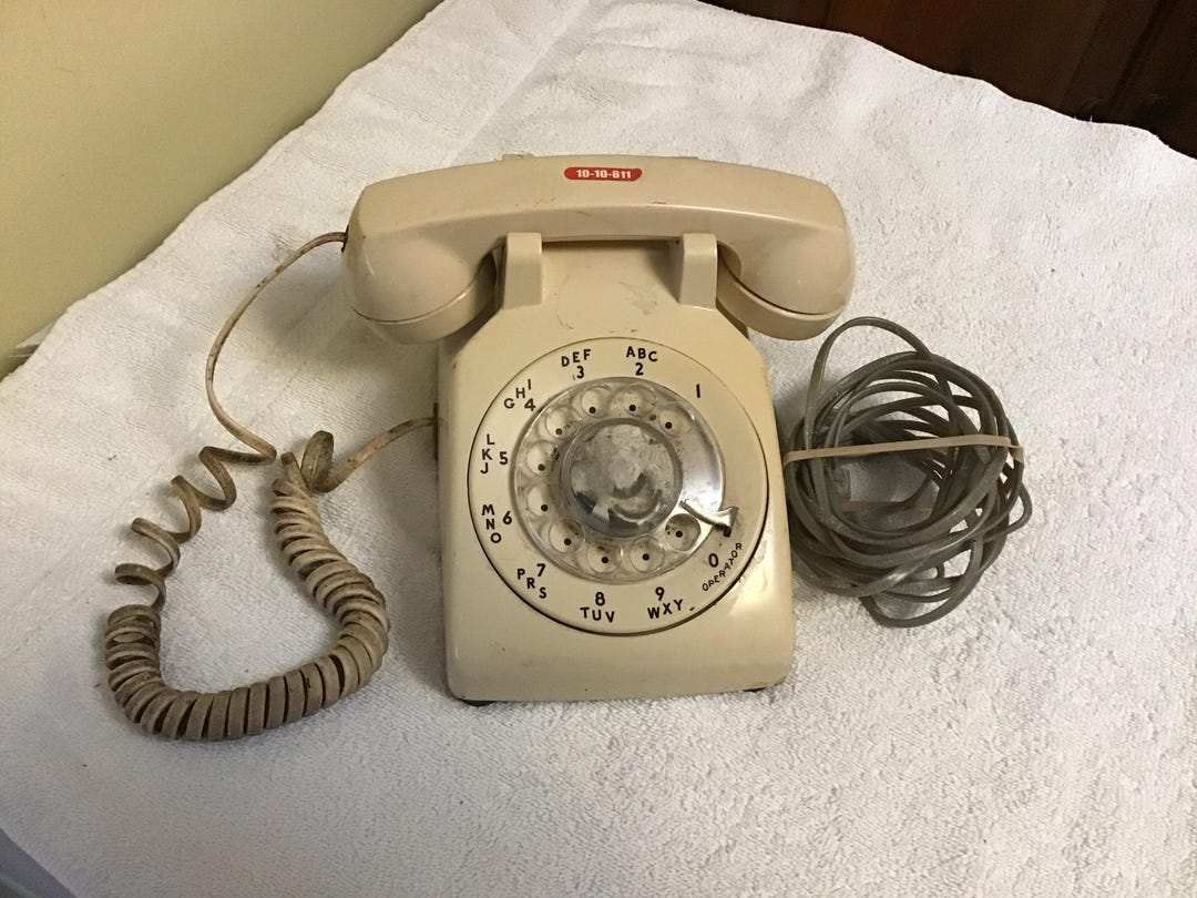 Vintage AT&T Rotary Dial Beige Phone Dated 1958. - Etsy