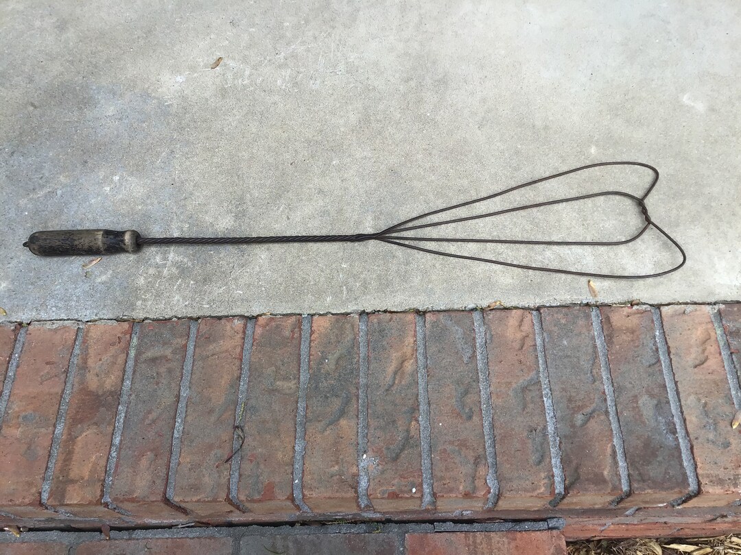 Vintage Wooden Handle Wire Rug Beater - Etsy