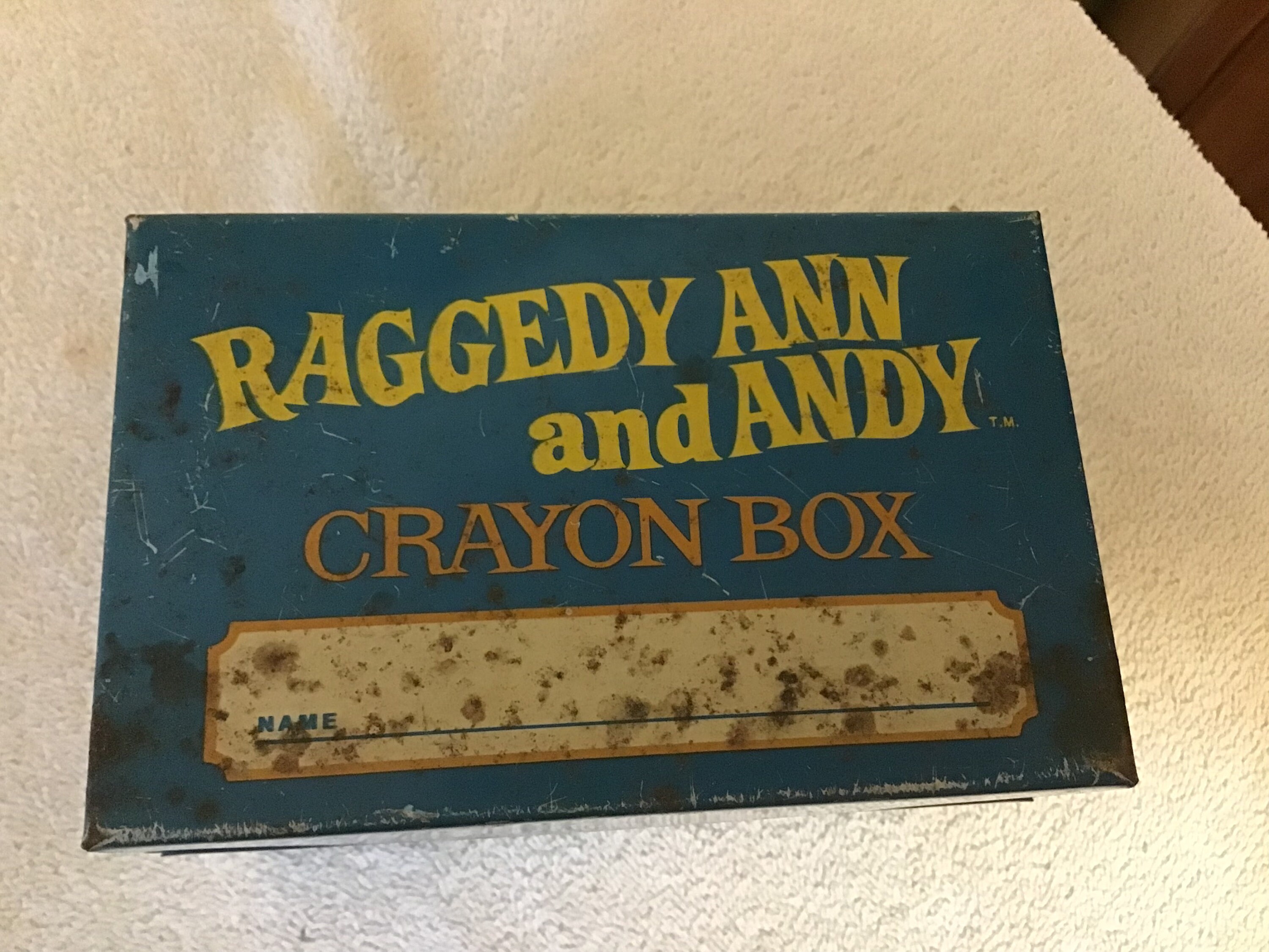 Vintage Raggedy Ann and Andy Metal Crayon Box With Crayons - Etsy