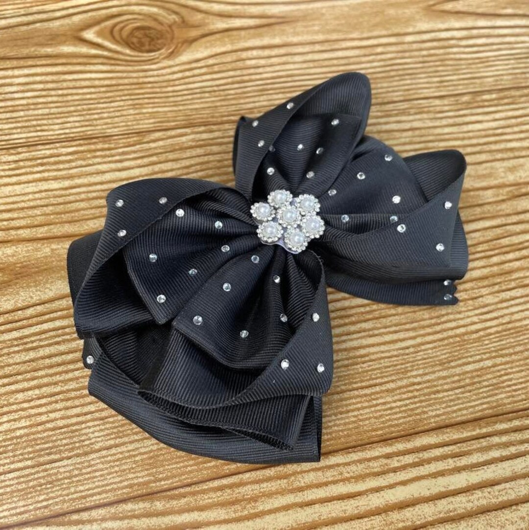 Bow for the Princesses of the House, Elaborate Bow, Bow for the ...