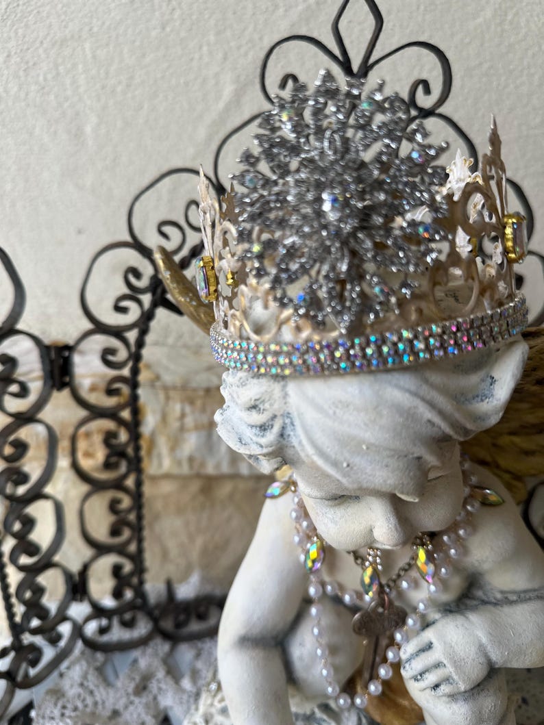 Cherub With Roses Statue Shabby Chic Glamour French Angel Crowned ...