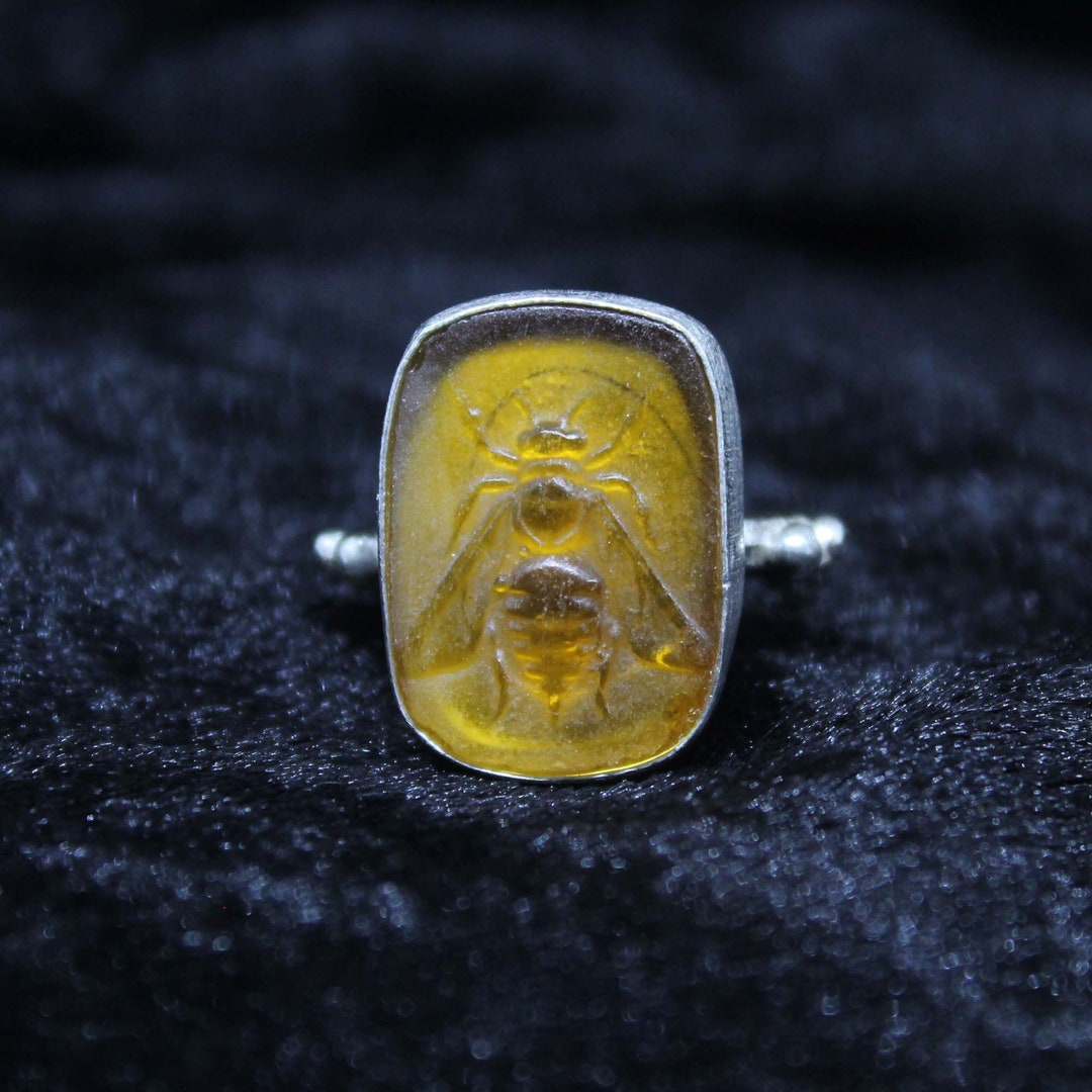 Roman Art Handmade Venetian Glass Bee Intaglio Ring, 925K Solid ...