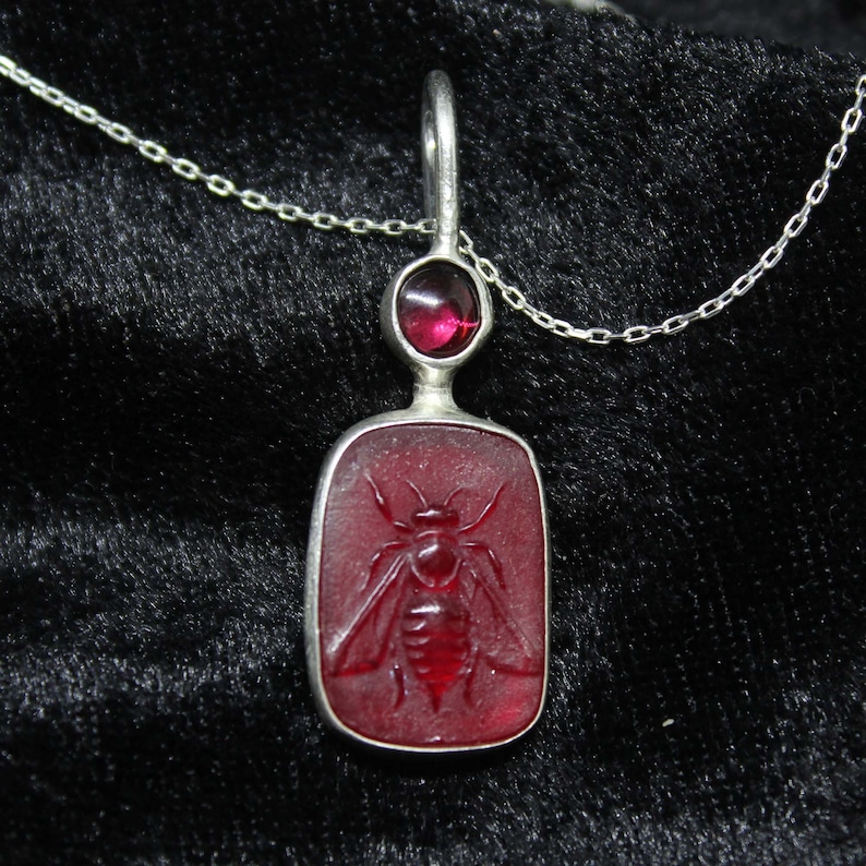 Roman Art Handmade Glass Bee Intaglio Necklace 925K Solid - Etsy