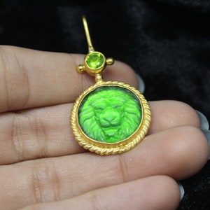 Roman Art Handmade Glass Lion Intaglio Pendant With Peridot , 925K ...