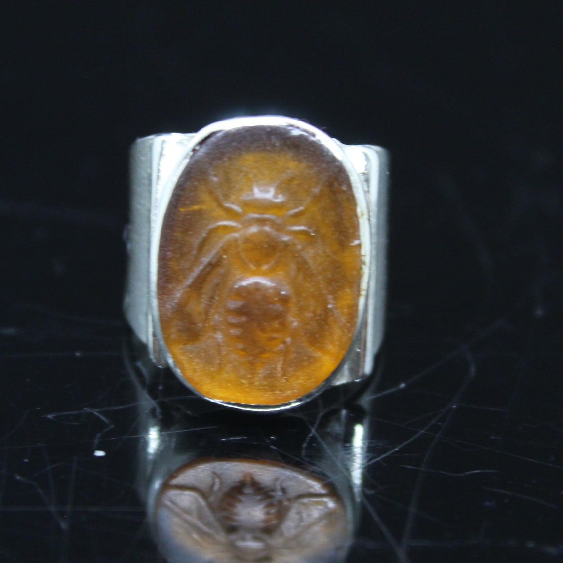 Enamel Intaglio Honey Bee Ring: 925K Sterling Silver Signet - Etsy