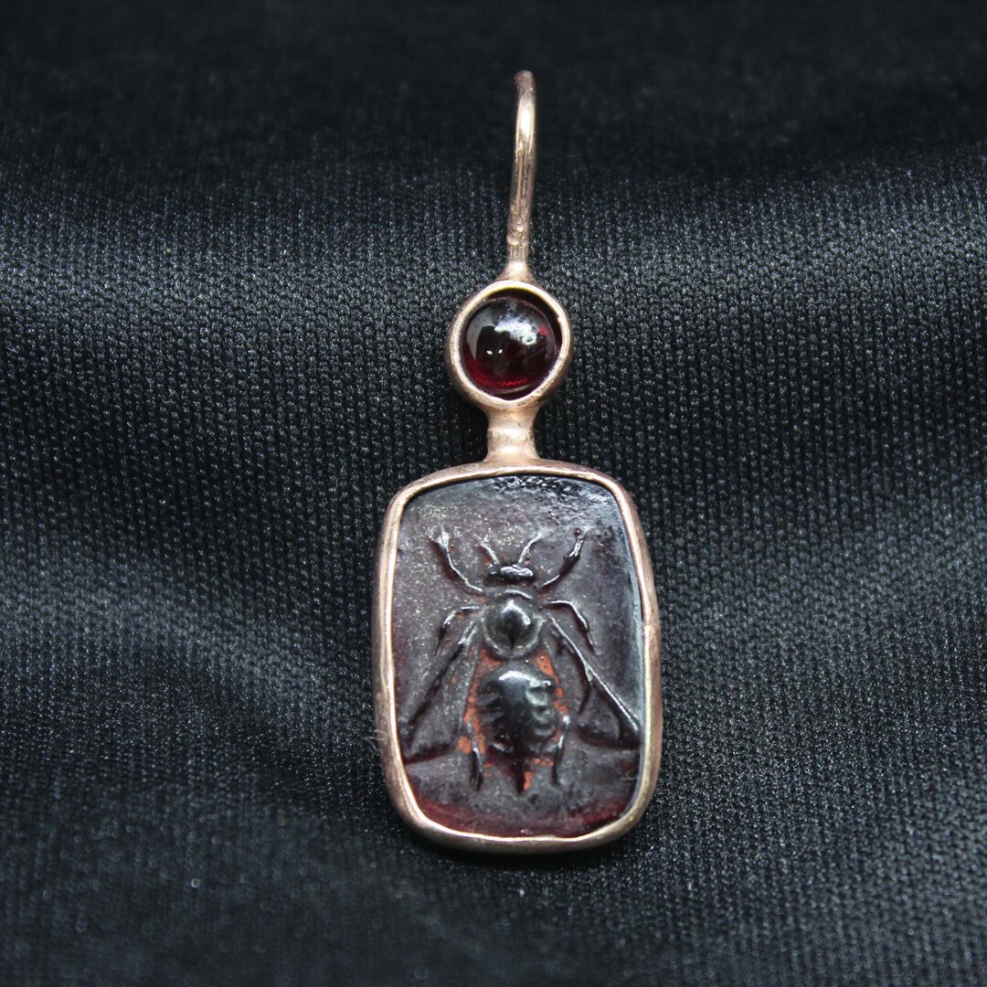 Roman Art Handmade Glass Bee Intaglio Pendant, 925K Solid Sterling ...