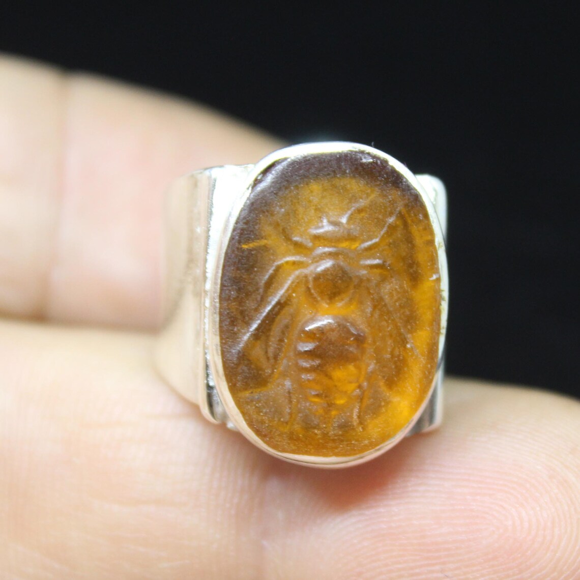 Enamel Intaglio Honey Bee Ring: 925K Sterling Silver Signet - Etsy