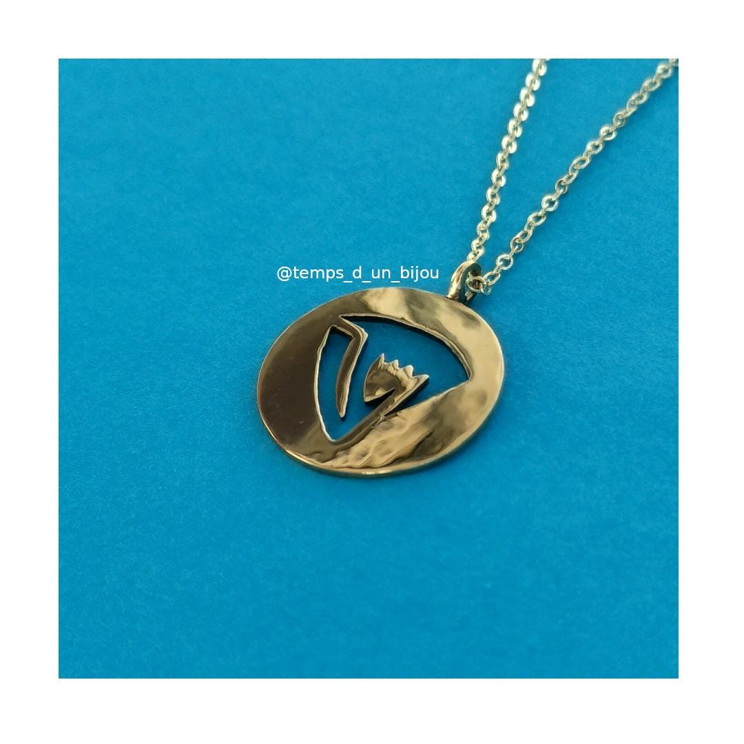 Fairy Tail Sabertooth Medallion Pendant Necklace - Etsy