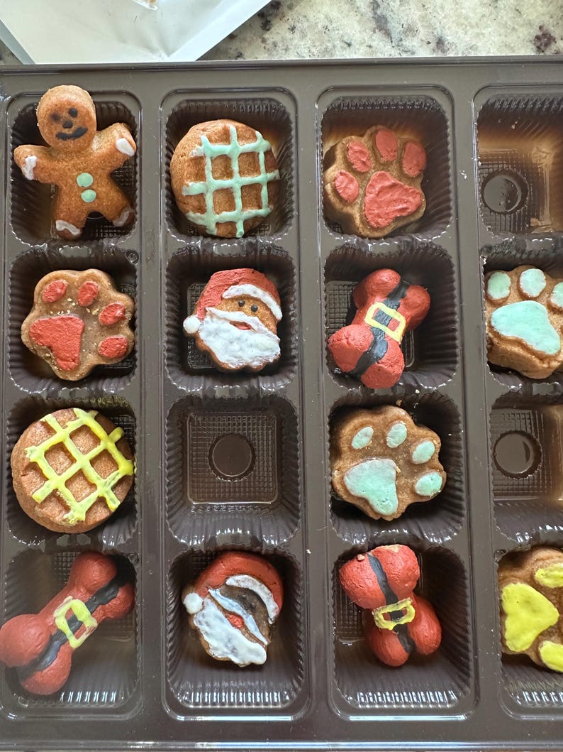 12 Day Countdown Christmas Doggie ( Soft Chew) Treat Advent Calendars ...