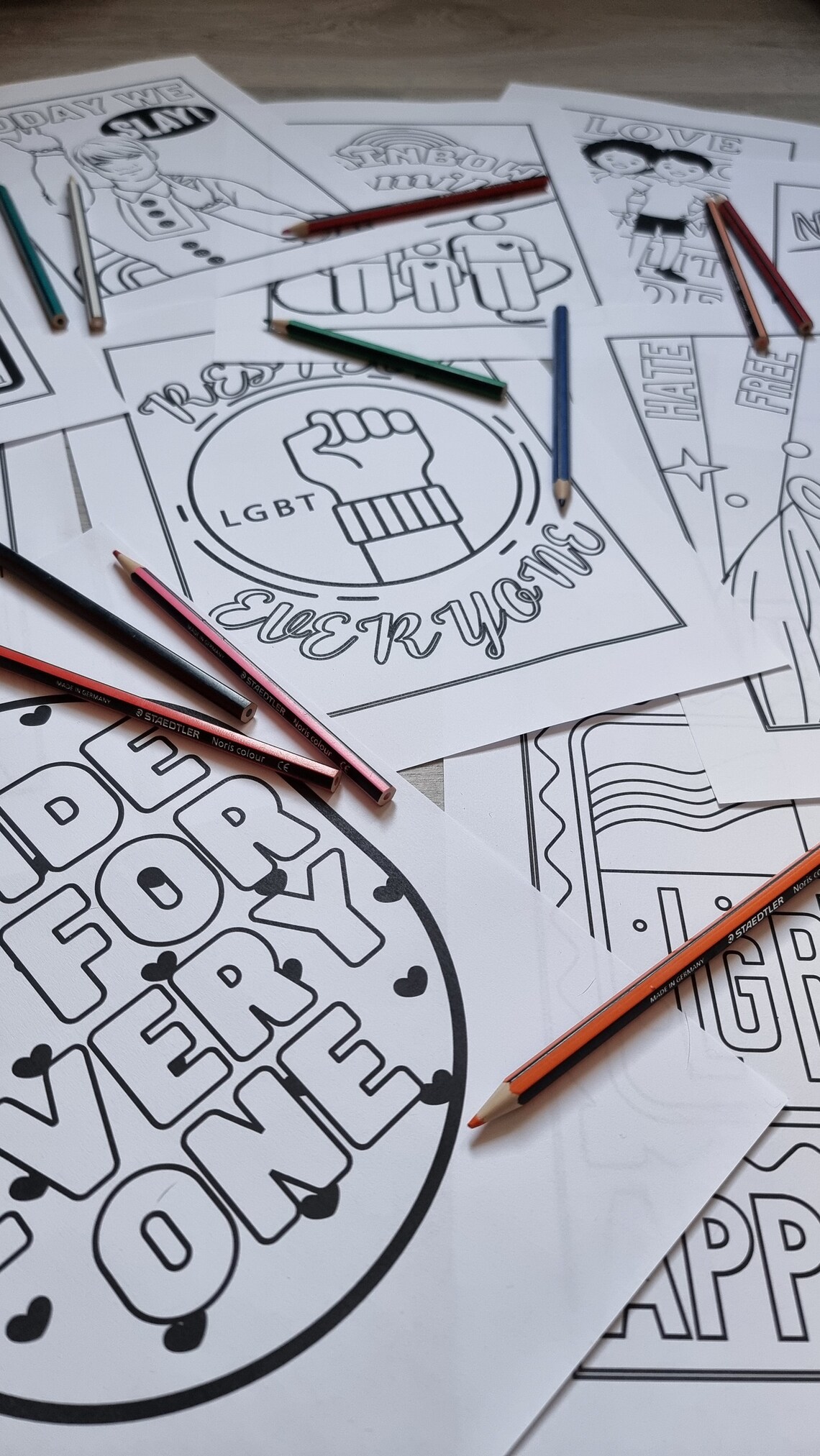 Printable LGBTQIA Colouring Book, A4 Size, Activity Book for Teenagers ...